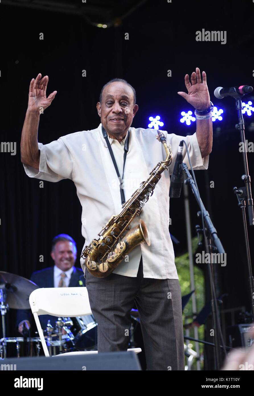 Lou donaldson hi-res stock photography and images - Alamy