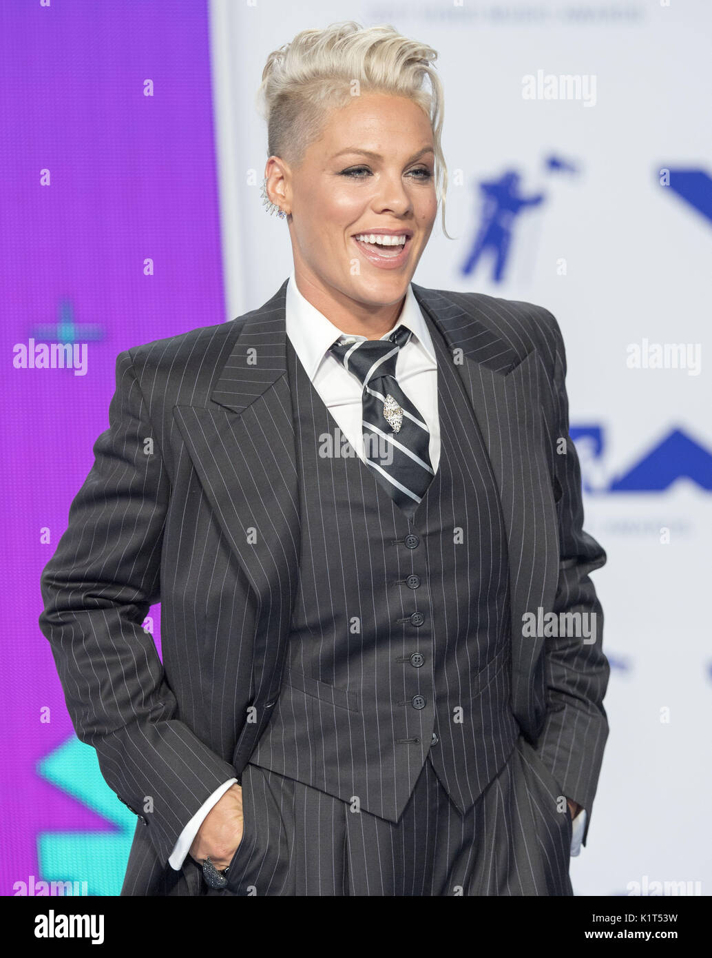 Mtv video music awards pink hi-res stock photography and images - Alamy