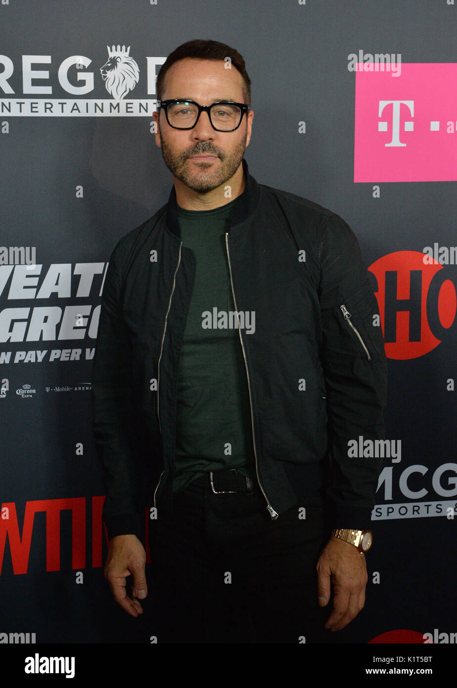 Jeremy Piven attends the Floyd Mayweather Jr v Conor McGregor fight at ...