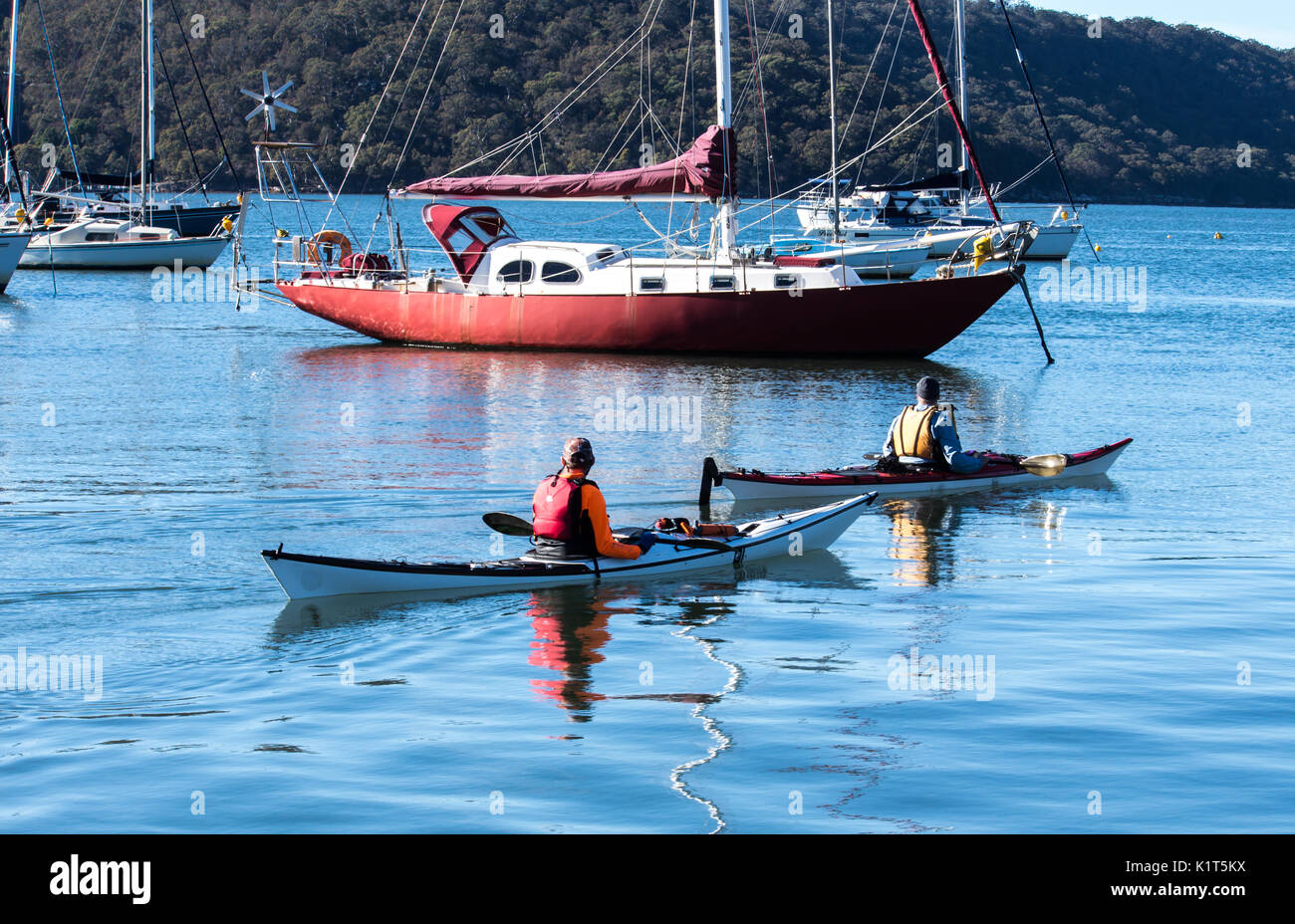 Past boats hi-res stock photography and images - Alamy