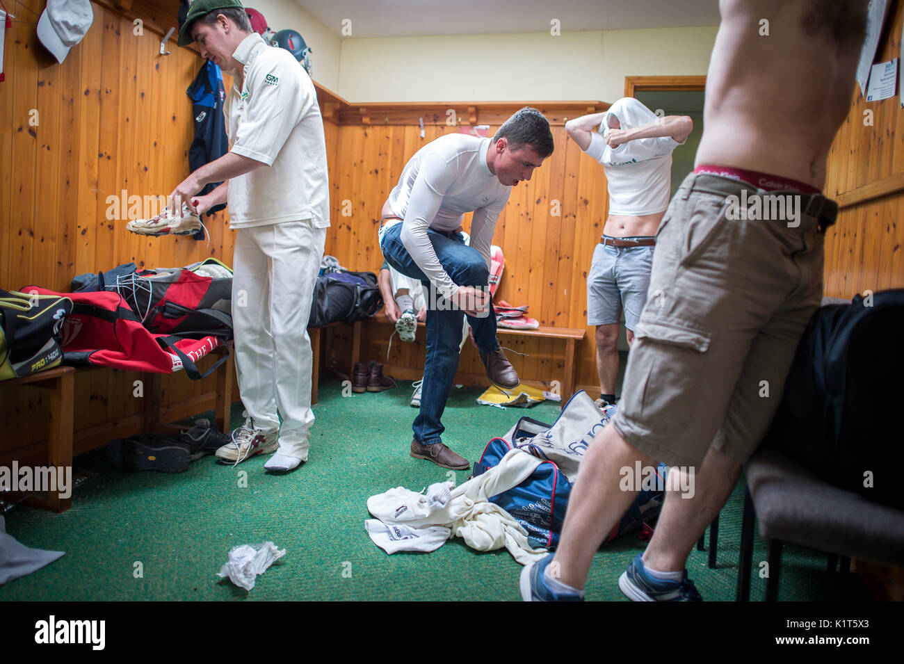 Cricket players changing room hi-res stock photography and images - Alamy