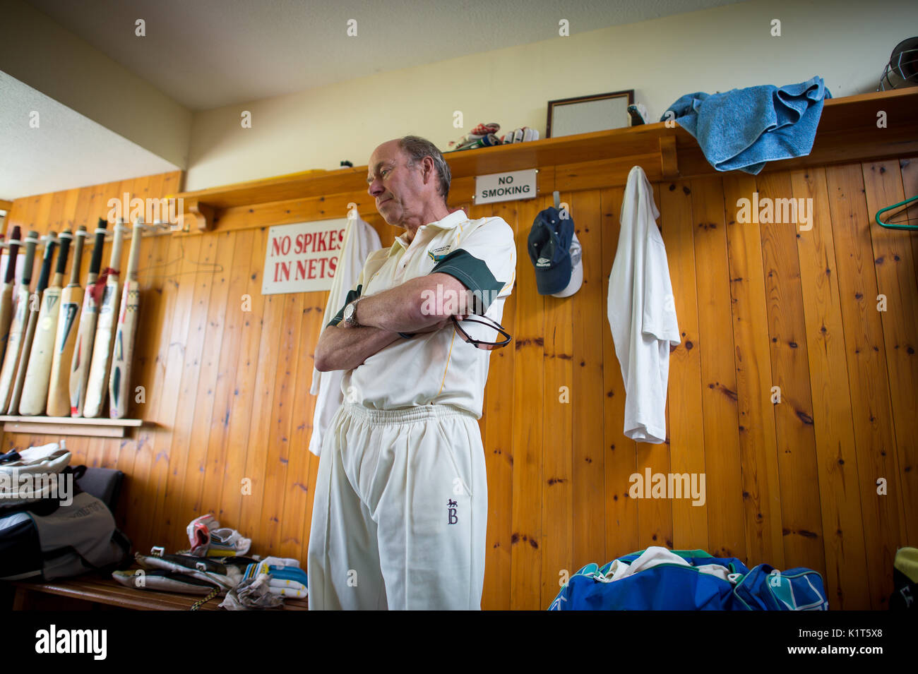 Cricket players changing room hi-res stock photography and images - Alamy