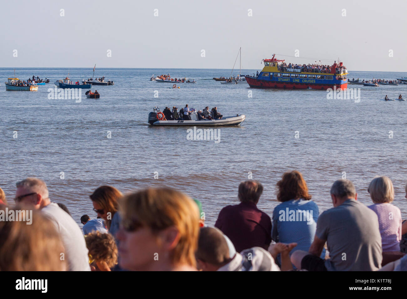 Crowds on small boats hi-res stock photography and images - Alamy