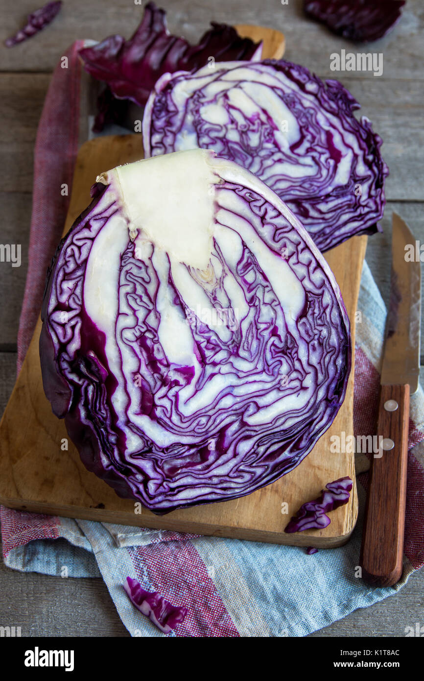 Cross section purple cabbage hi-res stock photography and images - Alamy