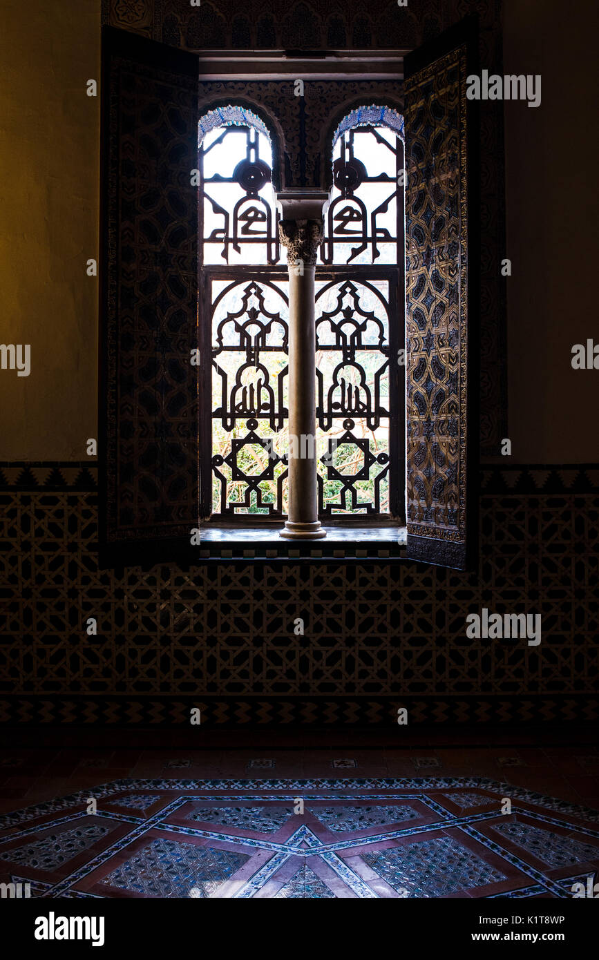 morrish architecture in Spain Stock Photo - Alamy