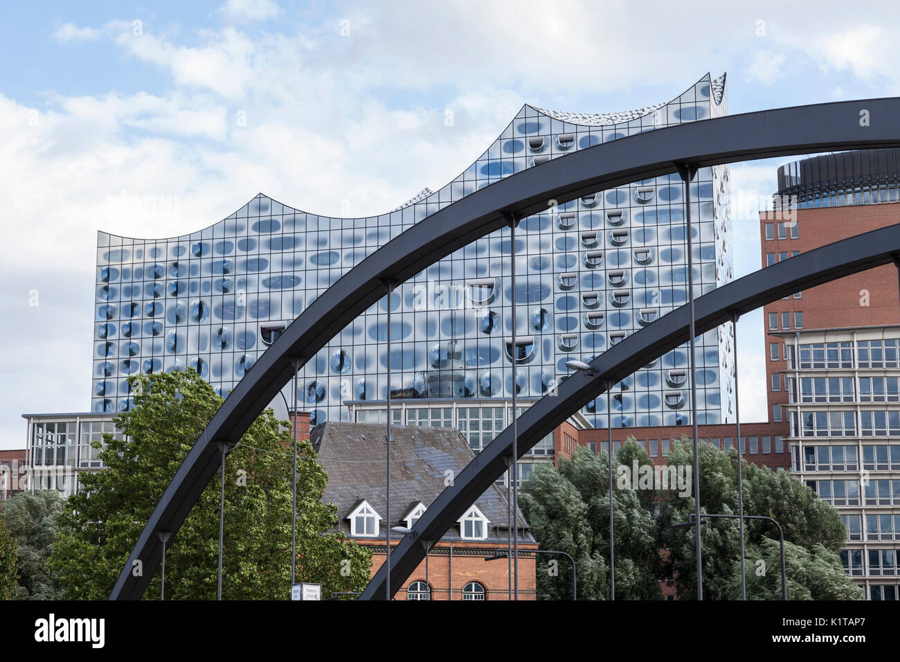 Elbe Philharmonic Hall in Hamburg Stock Photo - Alamy