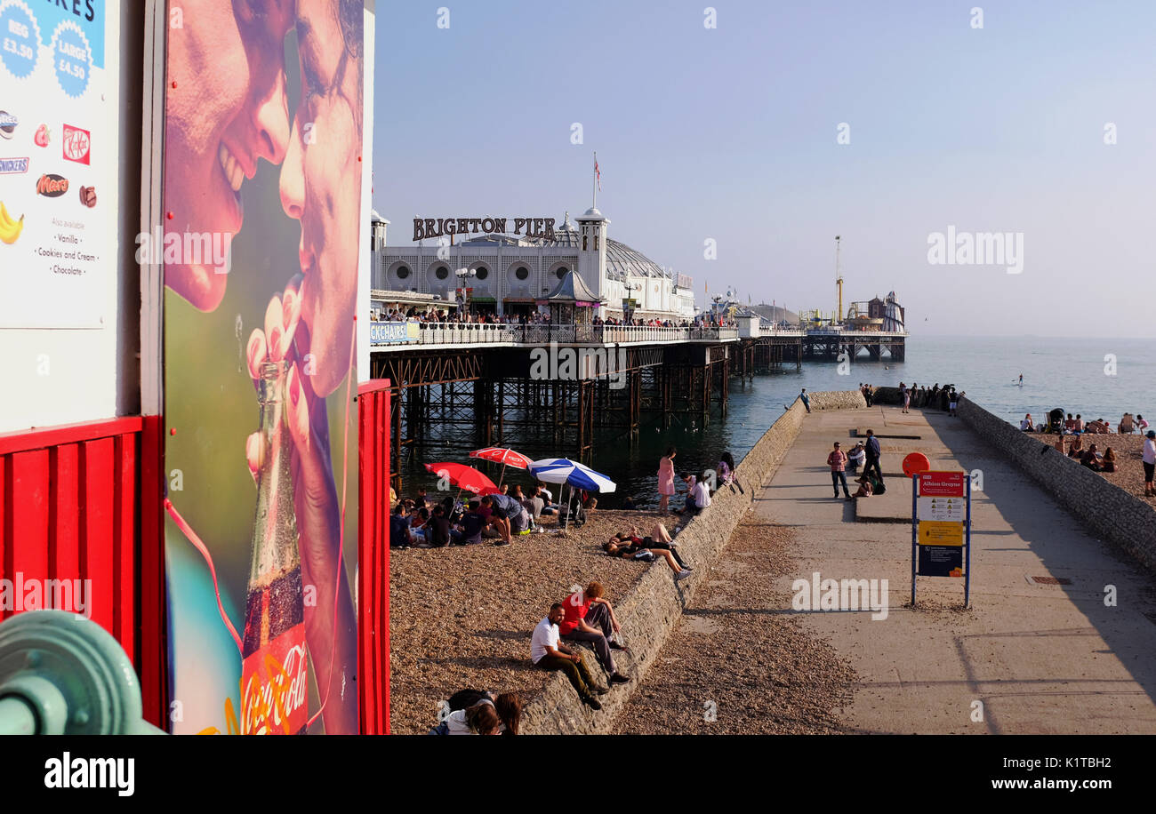 Brighton palace pier groyne hi-res stock photography and images - Alamy