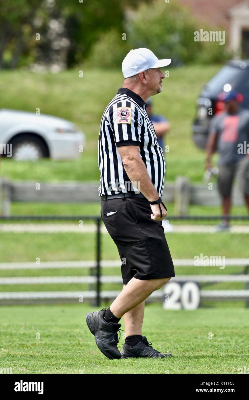 American football referee Stock Photo - Alamy