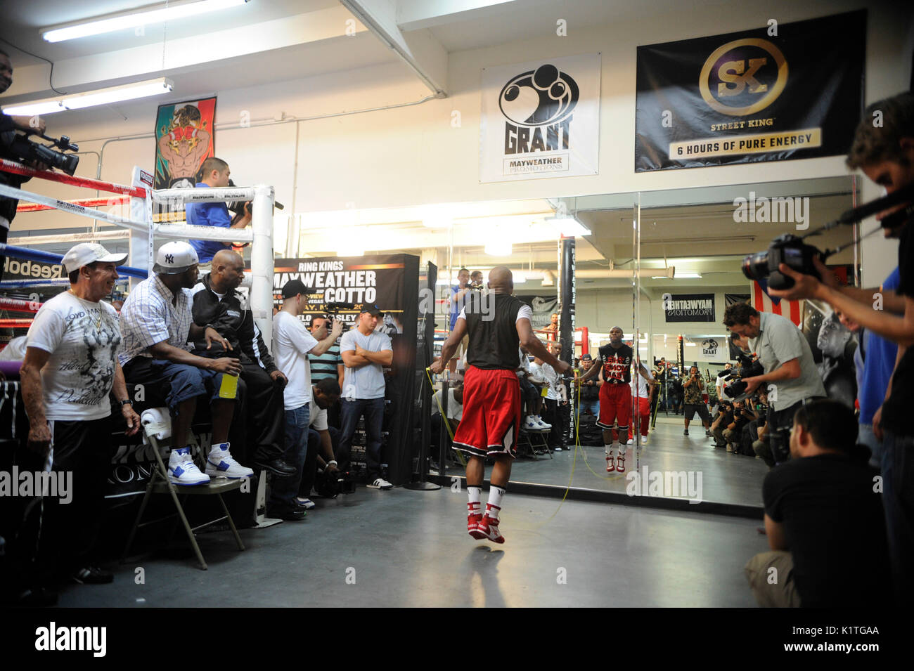 Boxer Floyd Mayweather Jr. trains front media Mayweather Boxing Gym ...
