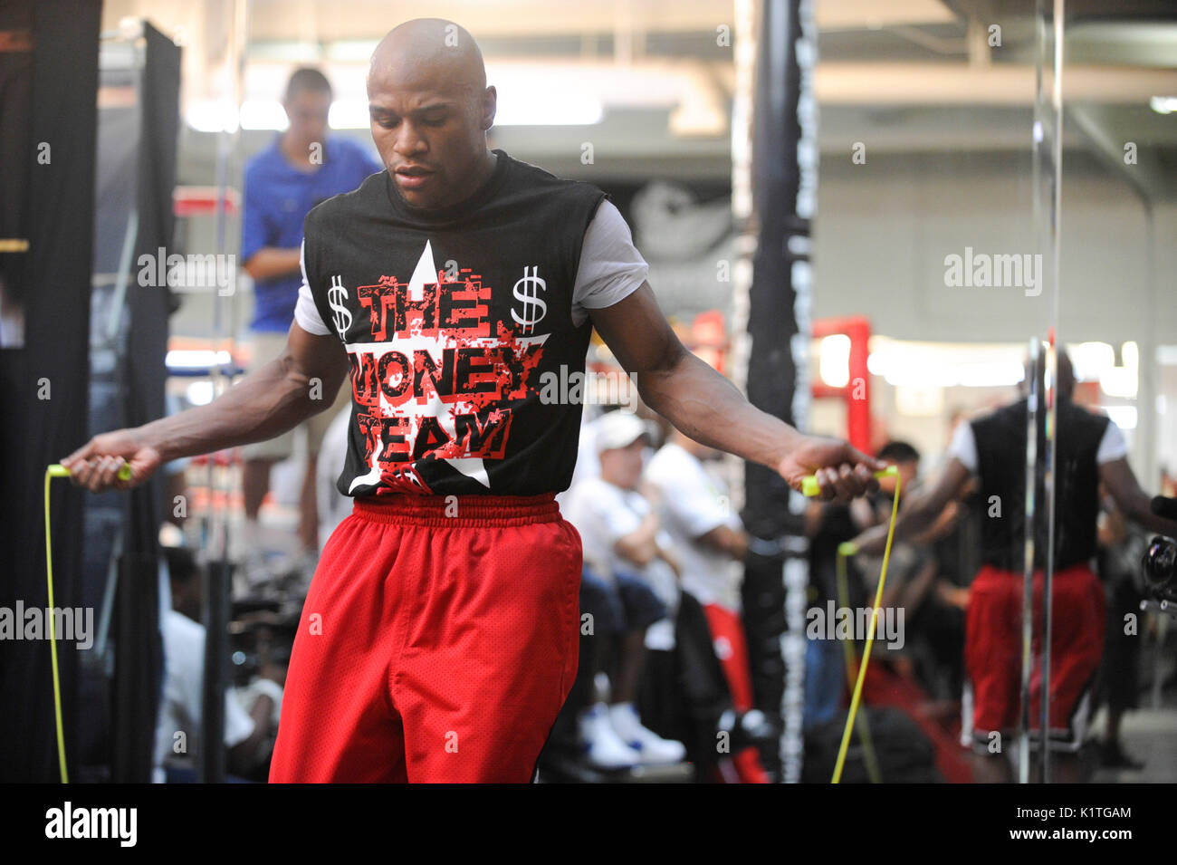 Boxer Floyd Mayweather Jr. trains front media Mayweather Boxing Gym ...
