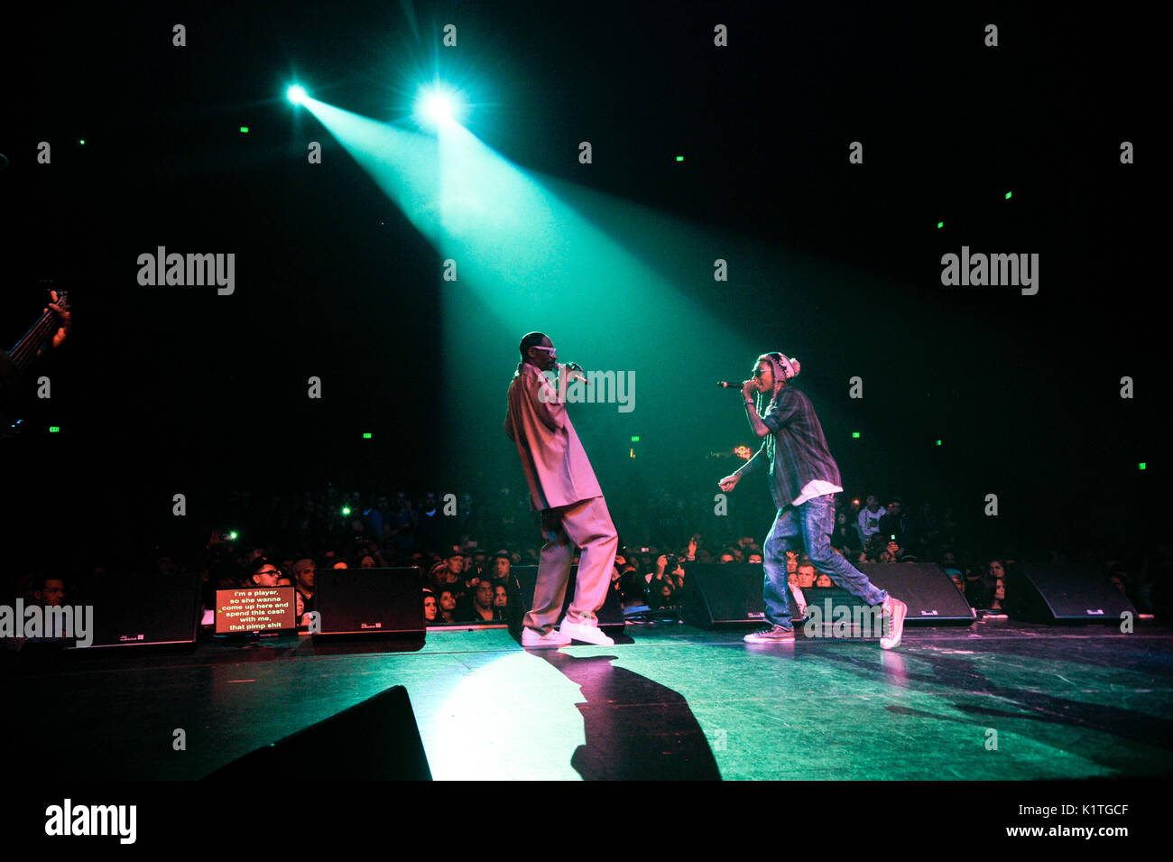Snoop dogg concert crowd hi-res stock photography and images - Alamy