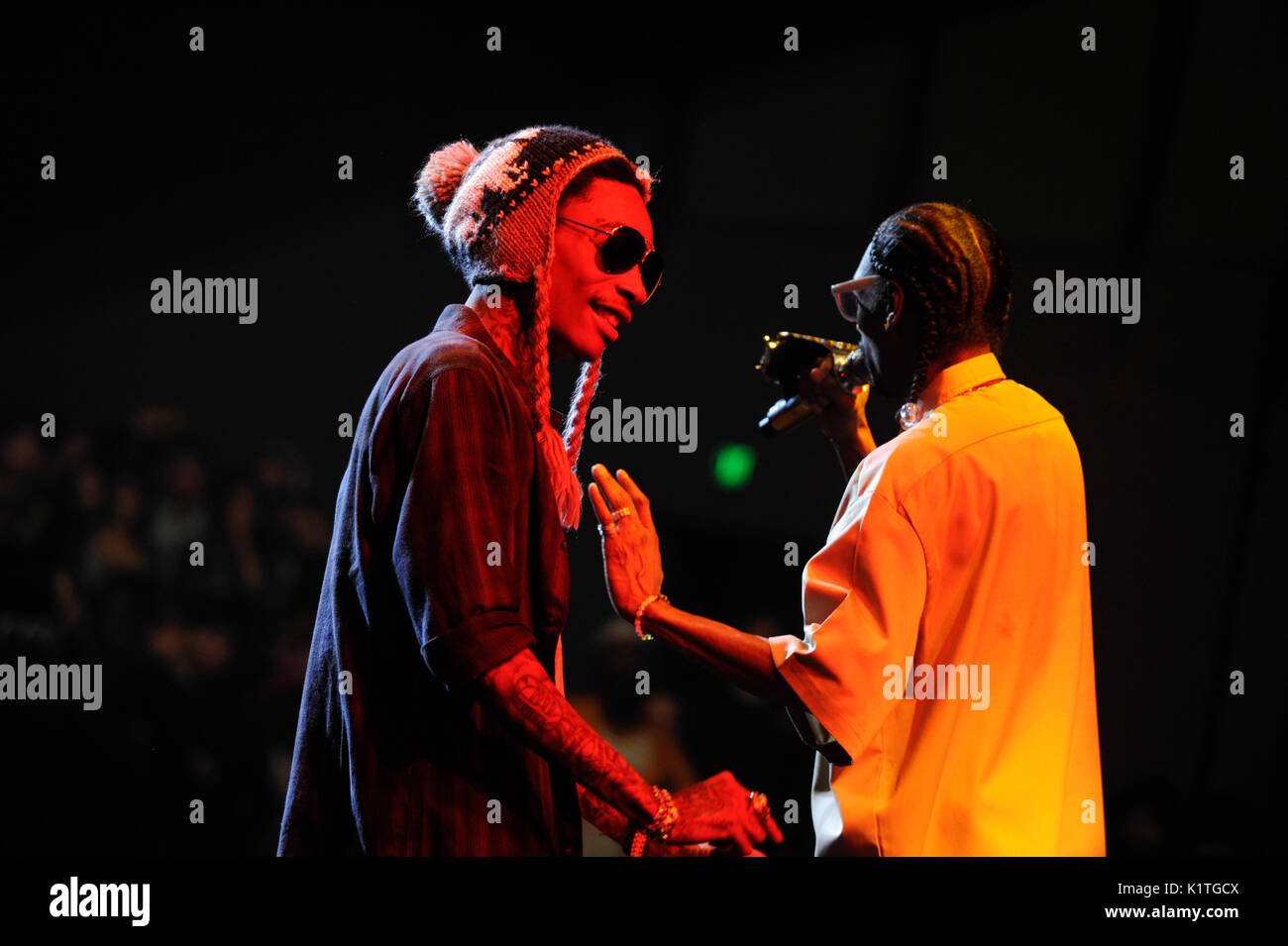 (L-R) Wiz Khalifa Snoop Dogg perform Wiltern Theater support Snoop Dogg ...