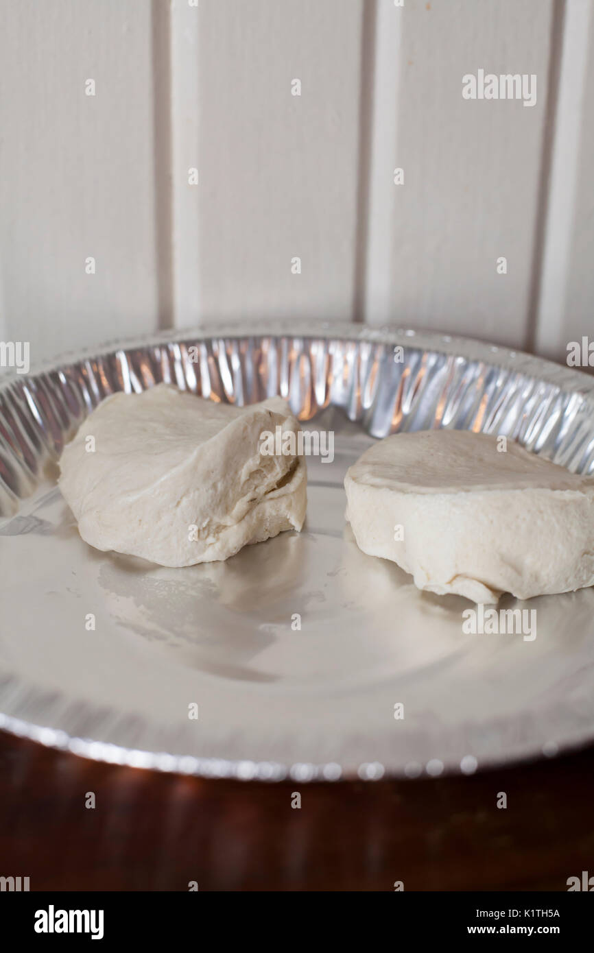 Biscuits pan hi-res stock photography and images - Alamy