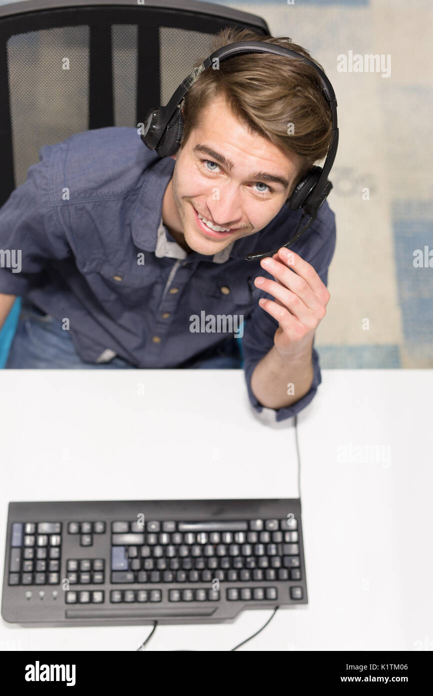 Callcenter top view hi-res stock photography and images - Alamy