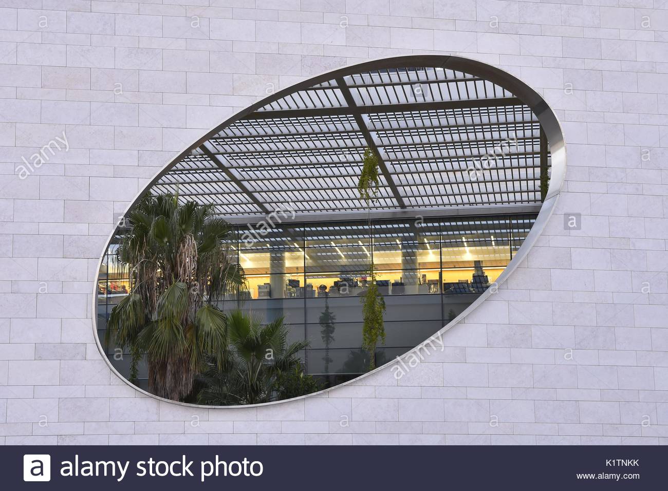 Elliptical Building Stock Photos & Elliptical Building Stock Images - Alamy
