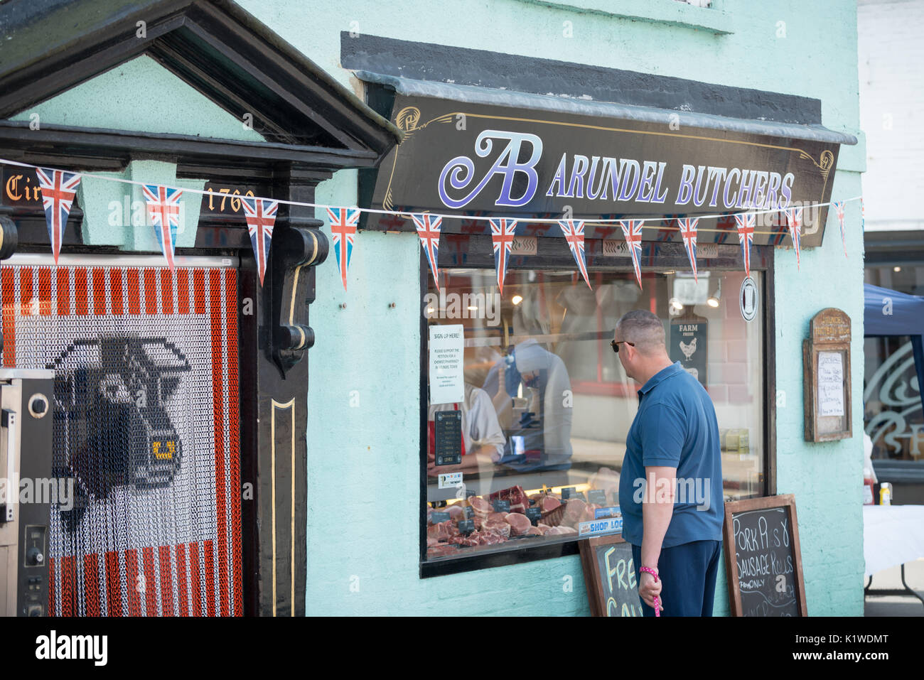 Butchers Shop Window Uk Stock Photos & Butchers Shop Window Uk Stock ...