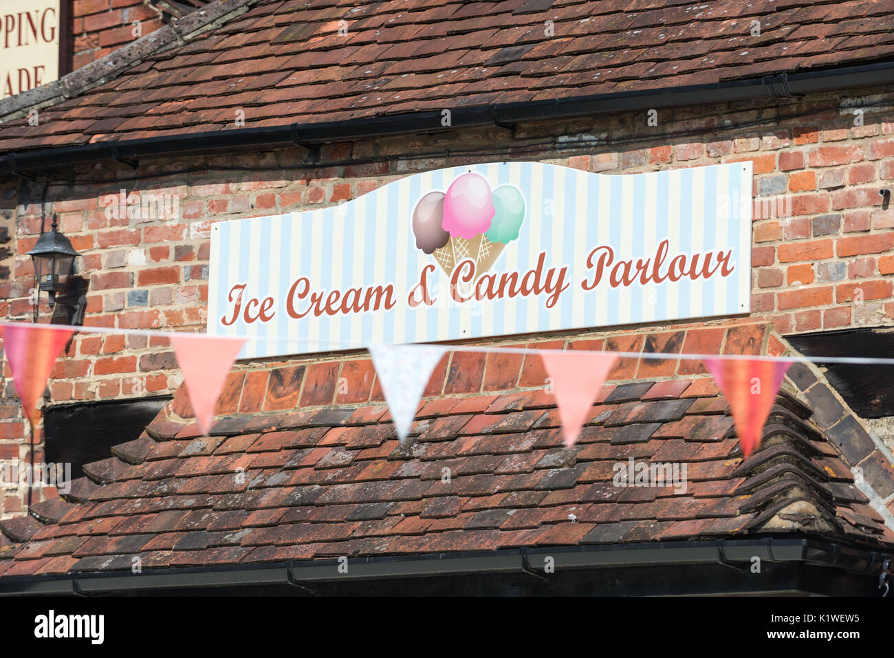 Ice Cream Signage High Resolution Stock Photography and Images - Alamy