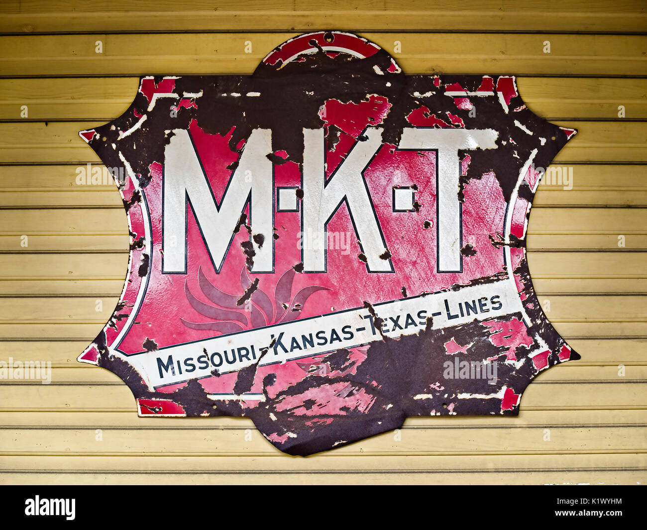 White building sign hi-res stock photography and images - Alamy