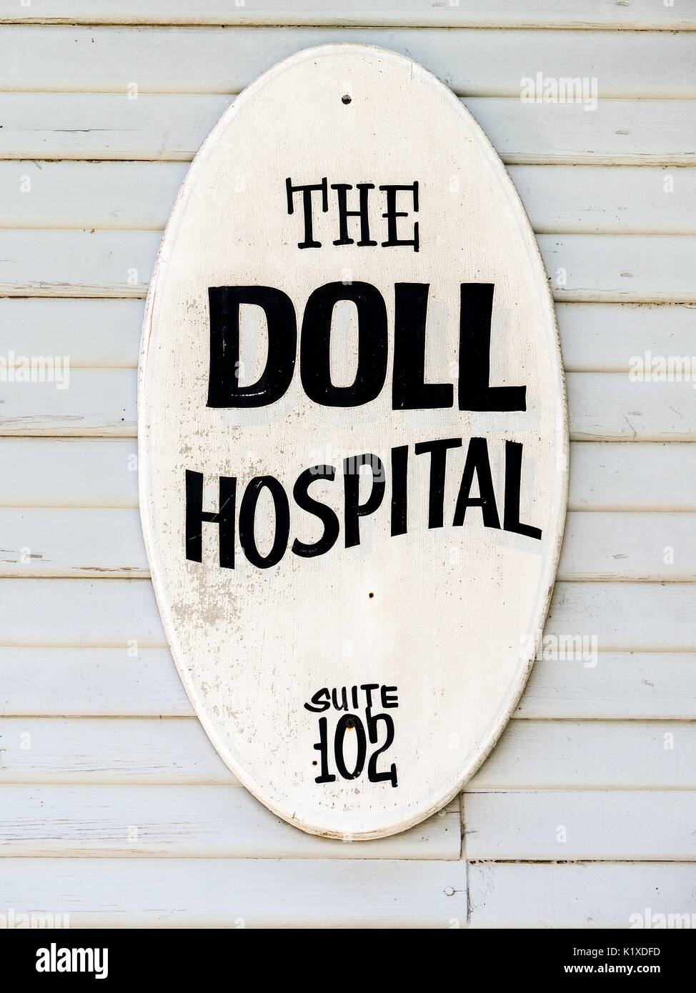 Doll hospital hi-res stock photography and images - Alamy