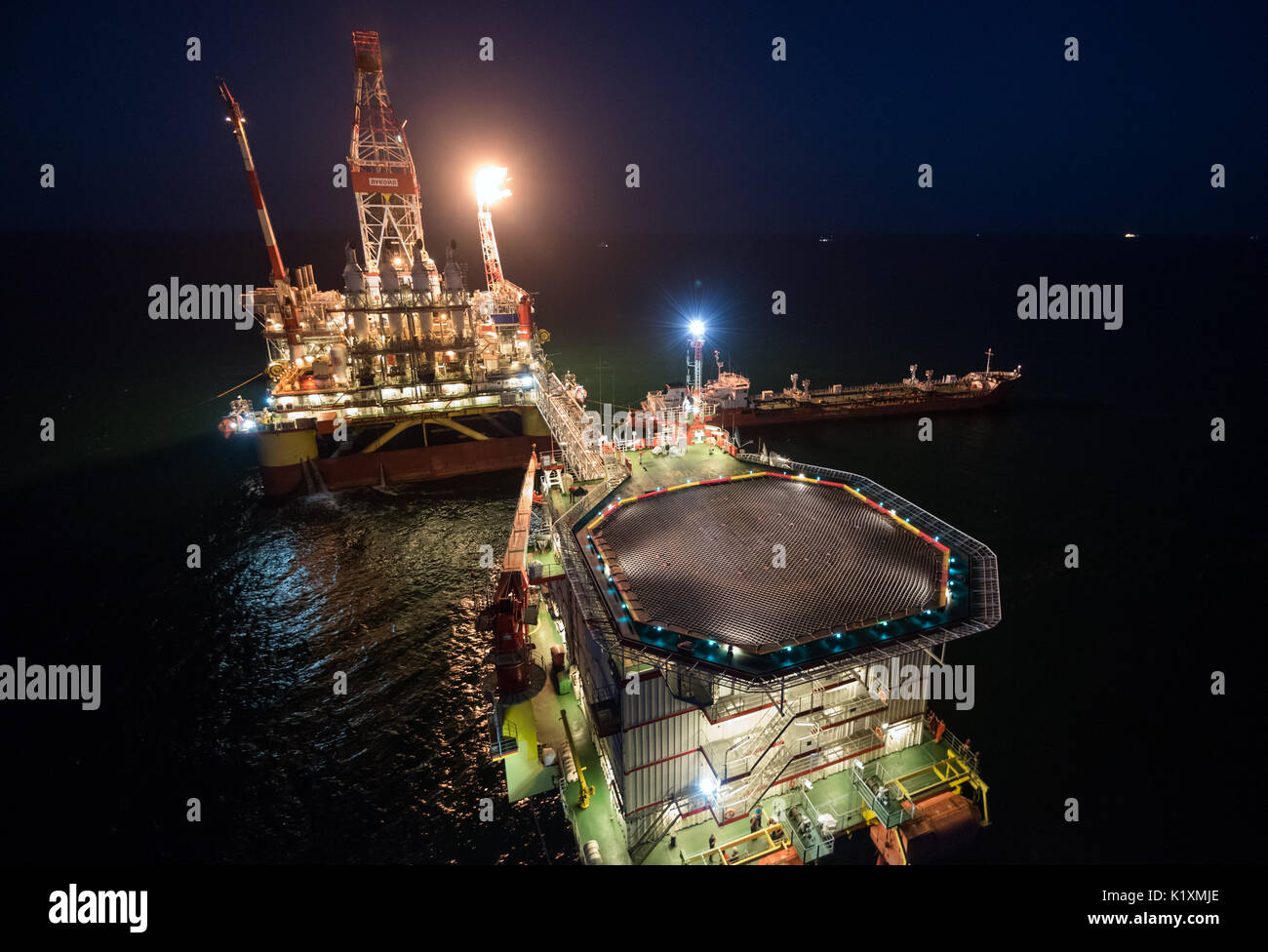 Oil rig platform on Lukoil Korchagina oil field at the north of Caspian ...