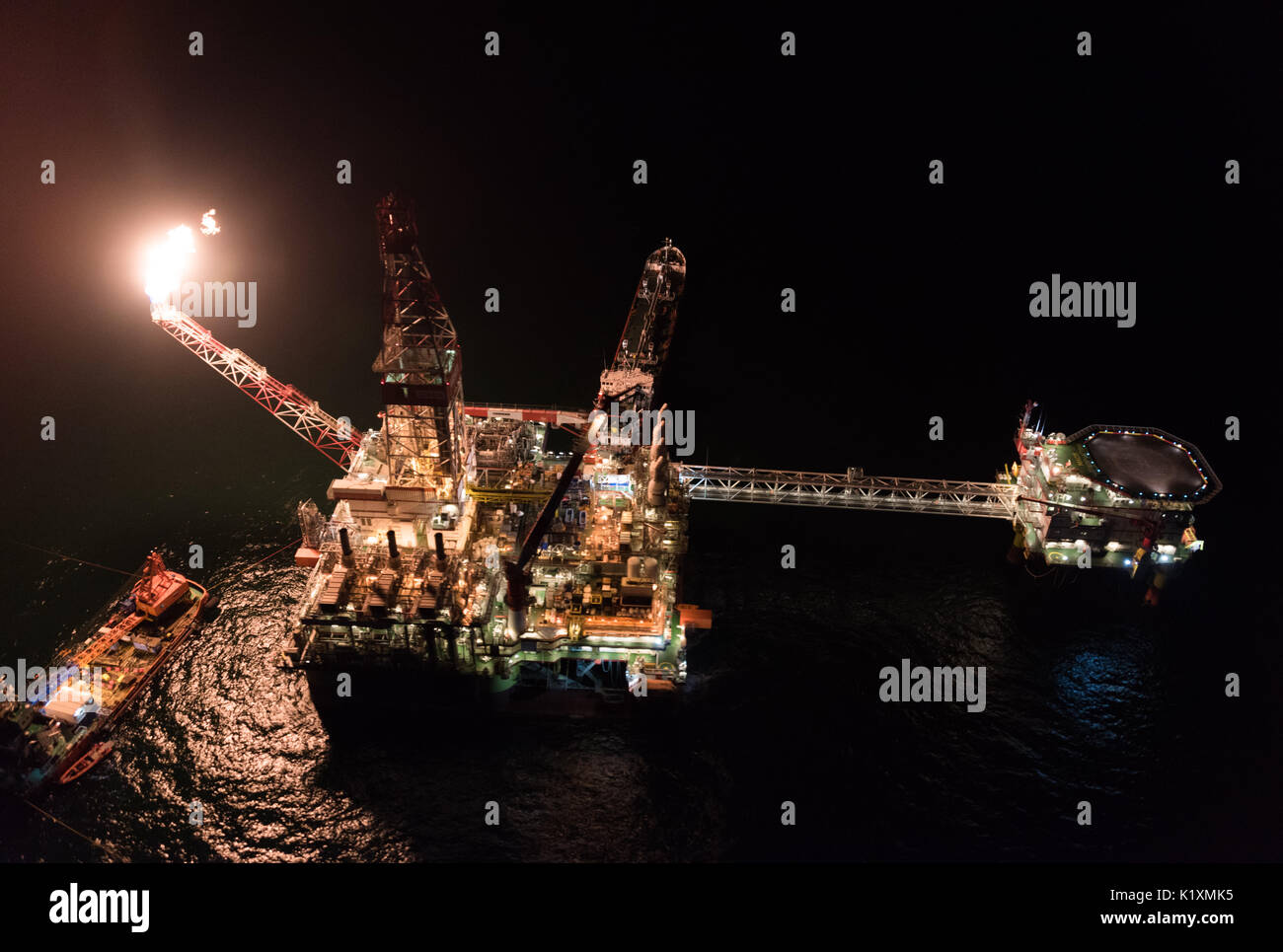Oil rig platform on Lukoil Korchagina oil field at the north of Caspian ...