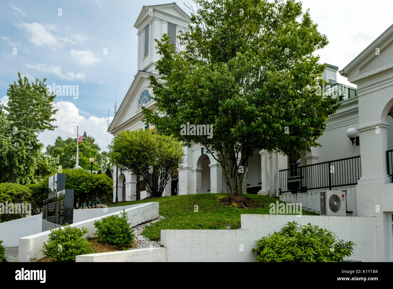 Page County Courthouse, South Court Street, Luray, Virginia Stock Photo ...