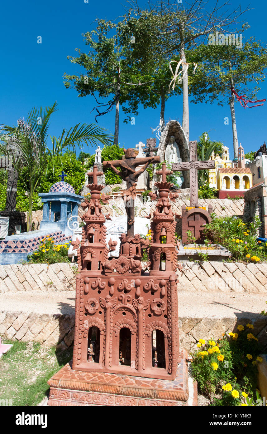 Mexican cemetery hi-res stock photography and images - Alamy