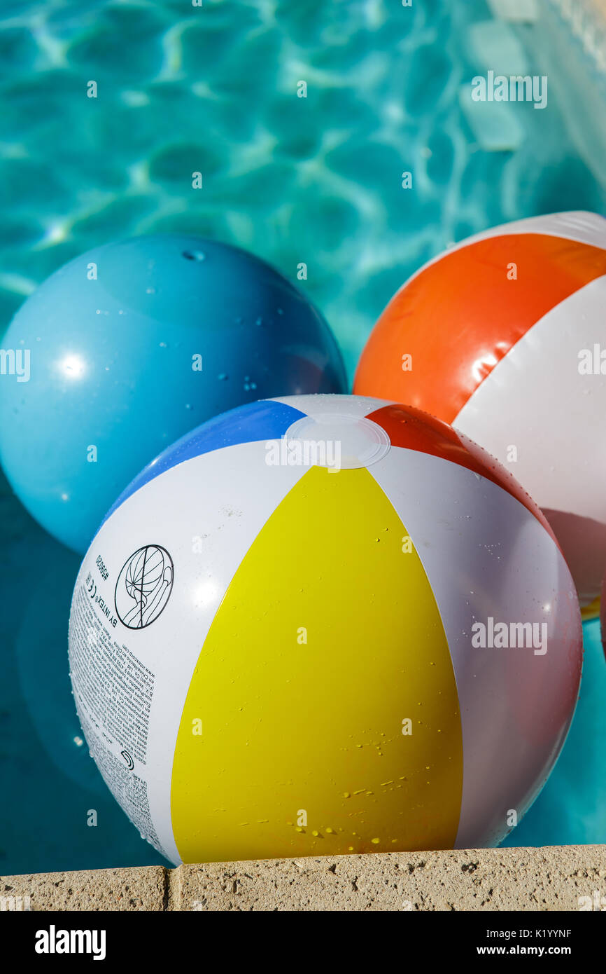 Beachball In Swimming Pool Stock Photos & Beachball In Swimming Pool ...