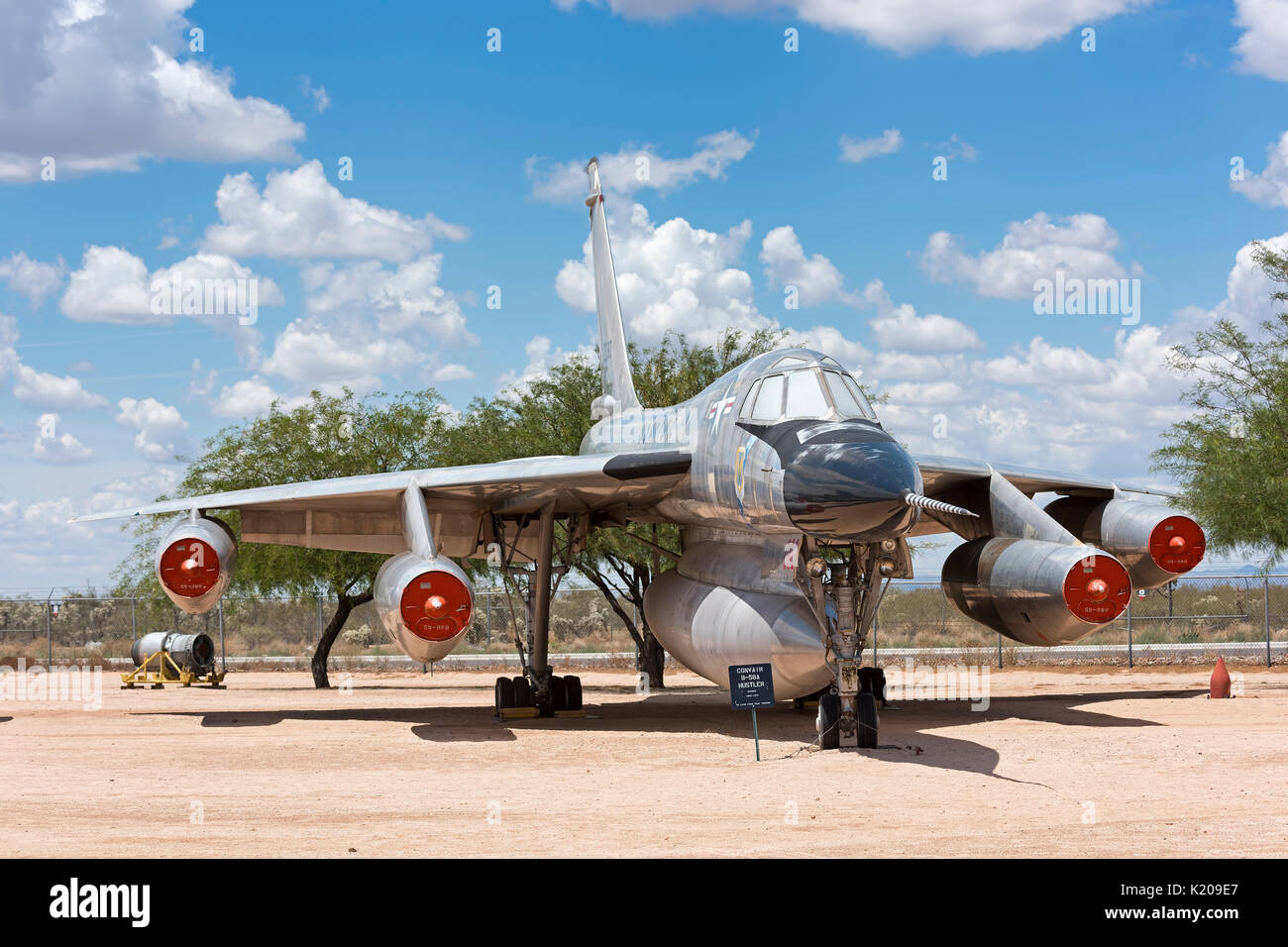 Supersonic jet interceptors hi-res stock photography and images - Alamy