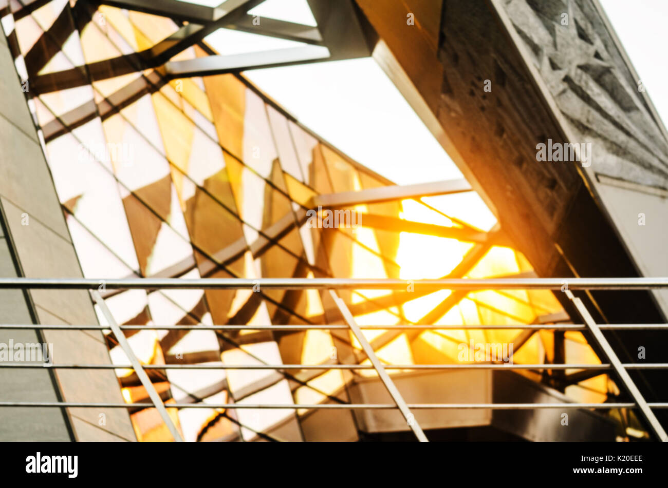 Reflections and optical effects of space distortion on the glass facade ...