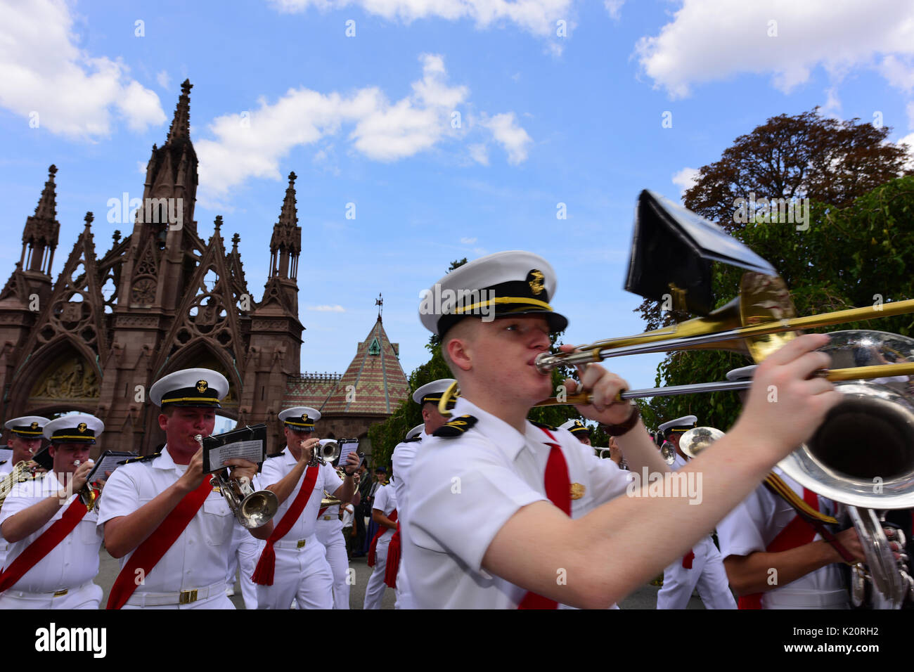 Continental army band uniforms hi-res stock photography and images - Alamy