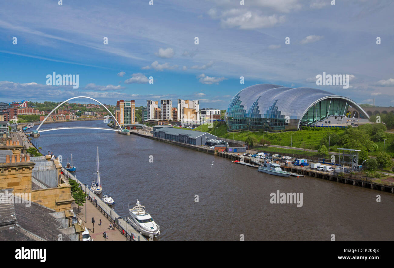 Blinking Eye Bridge High Resolution Stock Photography and Images - Alamy