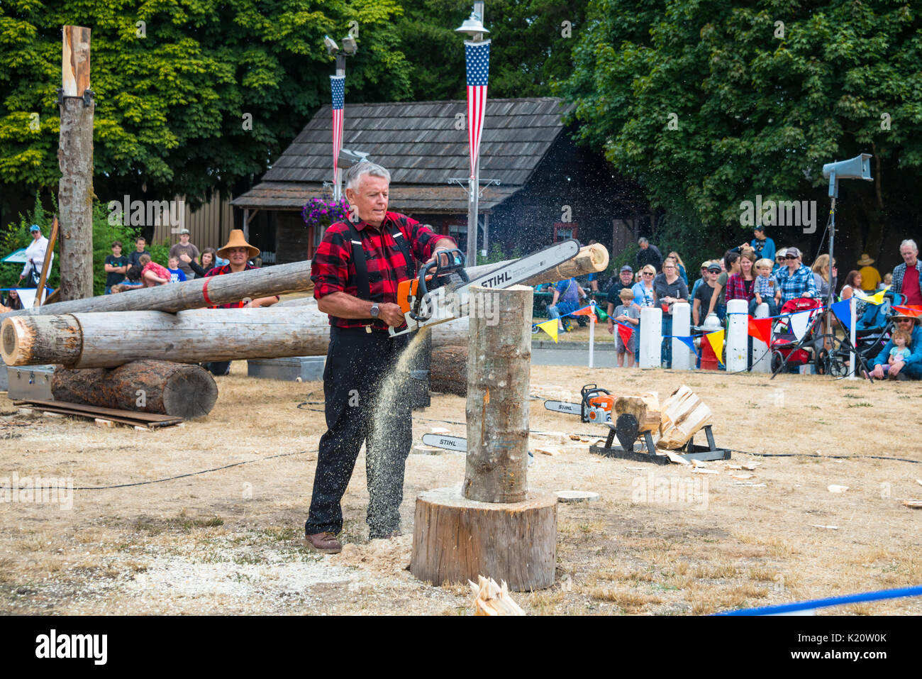 Lumberjack Skill Demonstration Chainsaw Art Evergreen State Fair Monroe ...