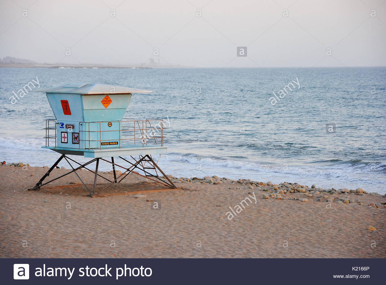Rescue tower beach hi-res stock photography and images - Alamy