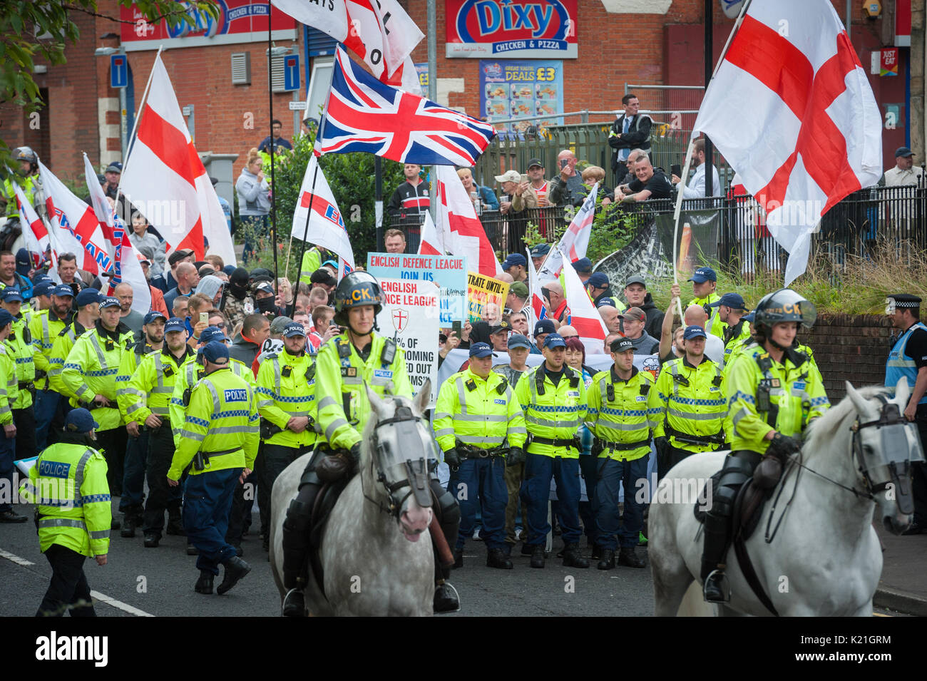 Rochdale, Greater Manchester, UK. 29th July 2017. Pictured: EDL ...