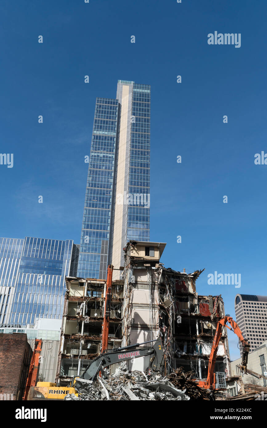 Skyscraper architecture building hi-res stock photography and images ...