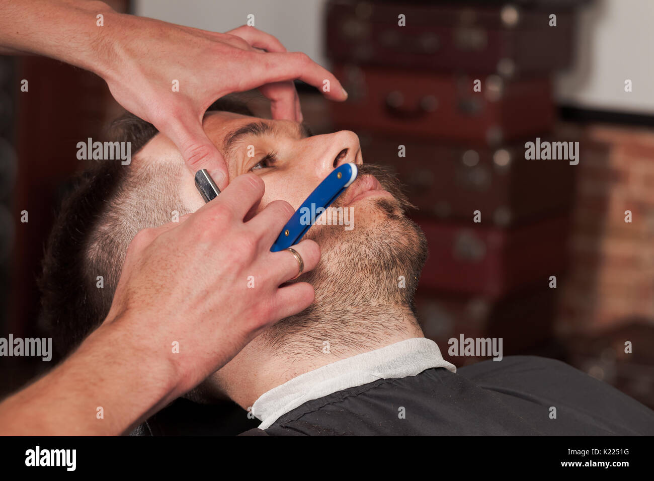 Visiting barber hi-res stock photography and images - Alamy