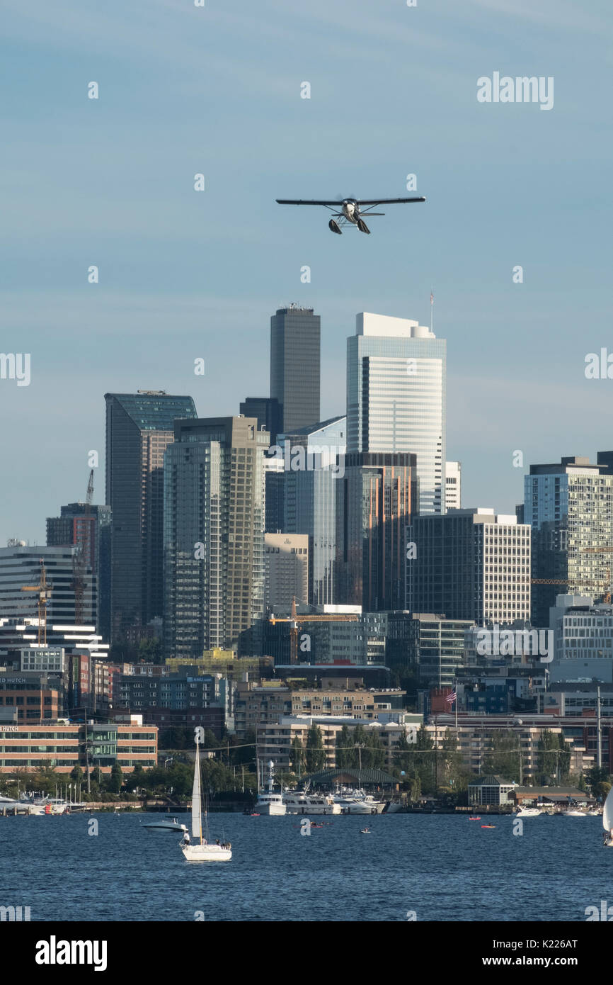Float plane taking off from Lake Union, Seattle, Washington, USA Stock ...