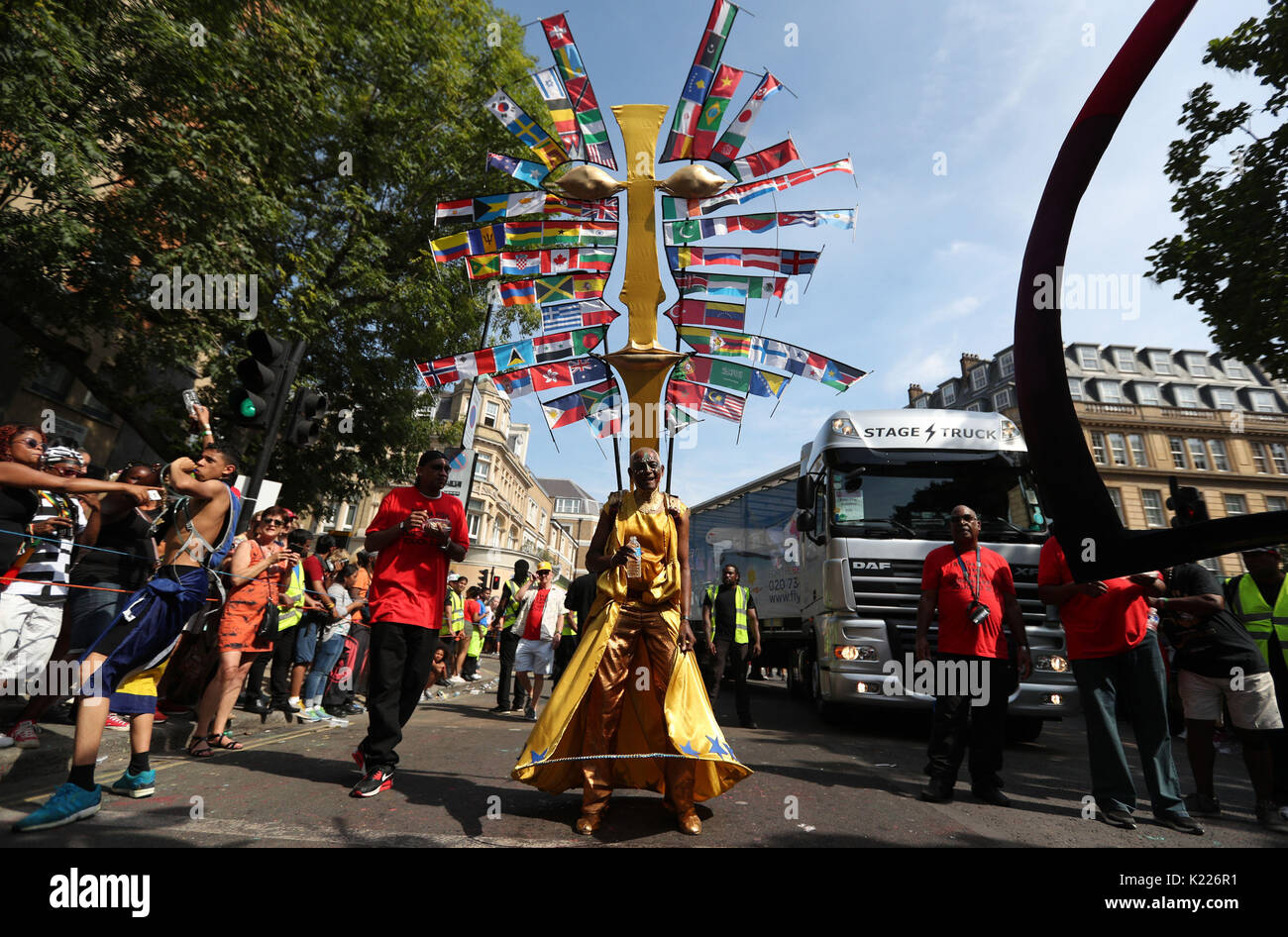 Dancers perform during the second and final day of the Notting Hill ...