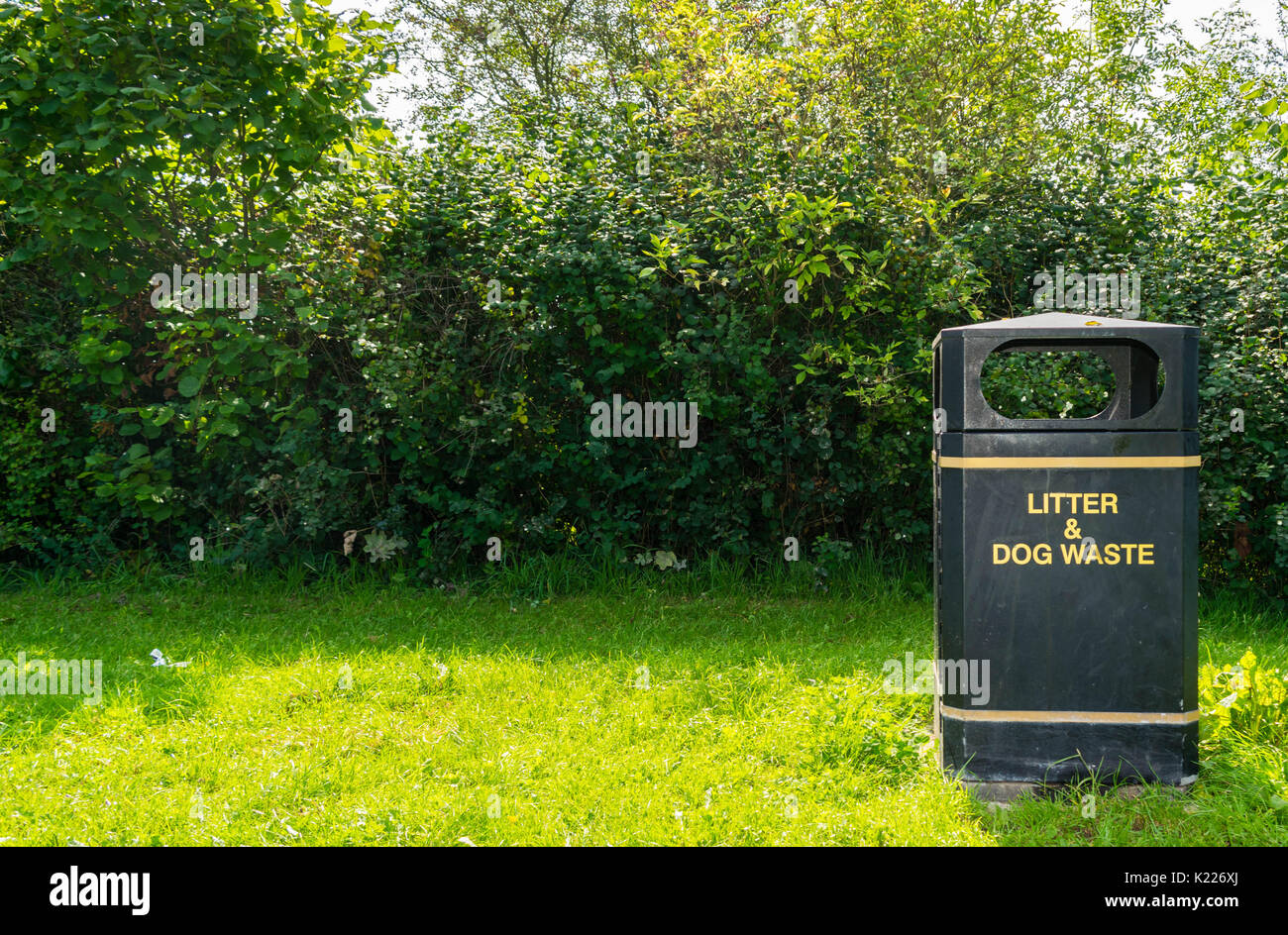 keep our parks clean Stock Photo - Alamy