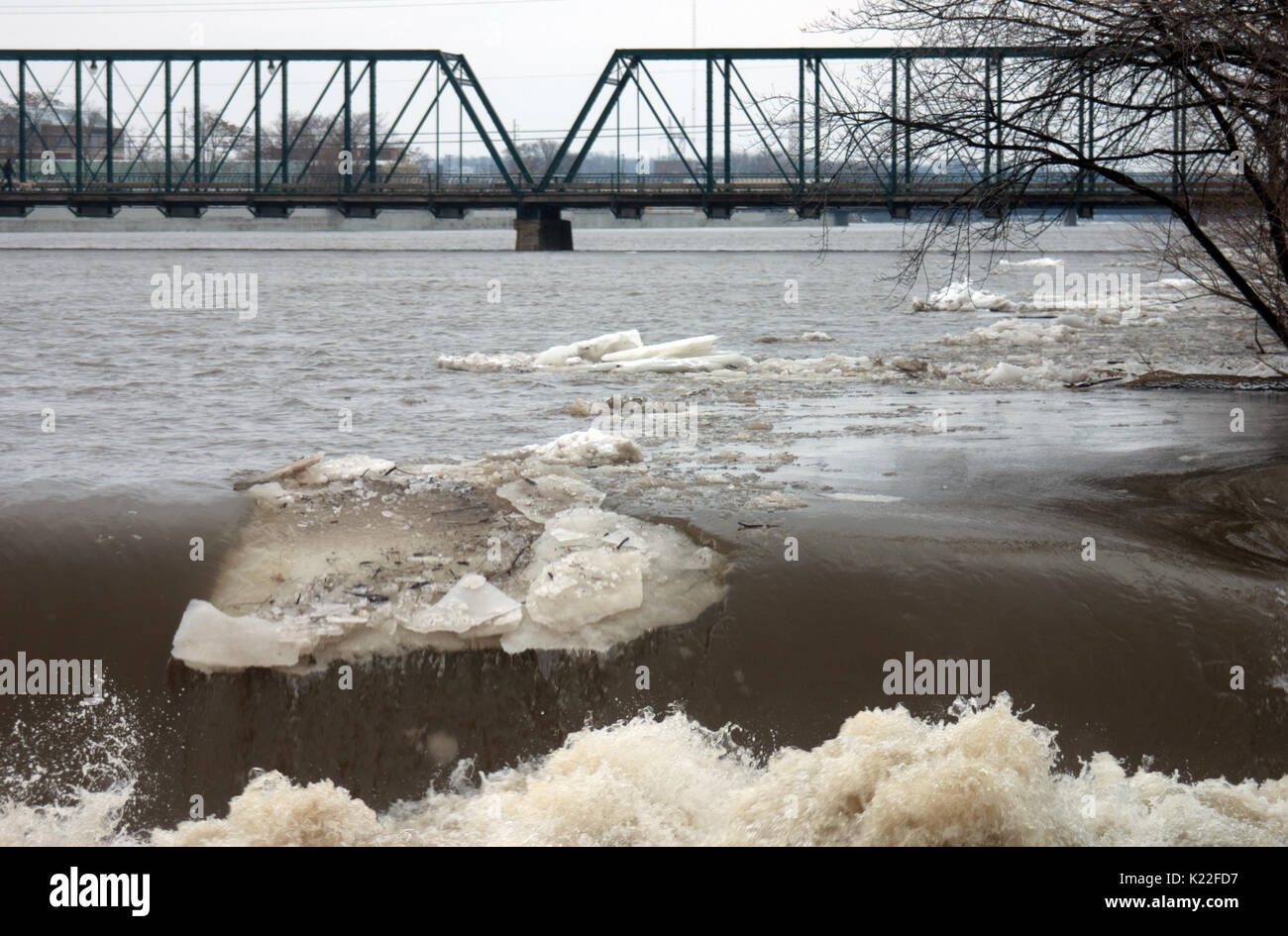 Overflow water winter hi-res stock photography and images - Alamy