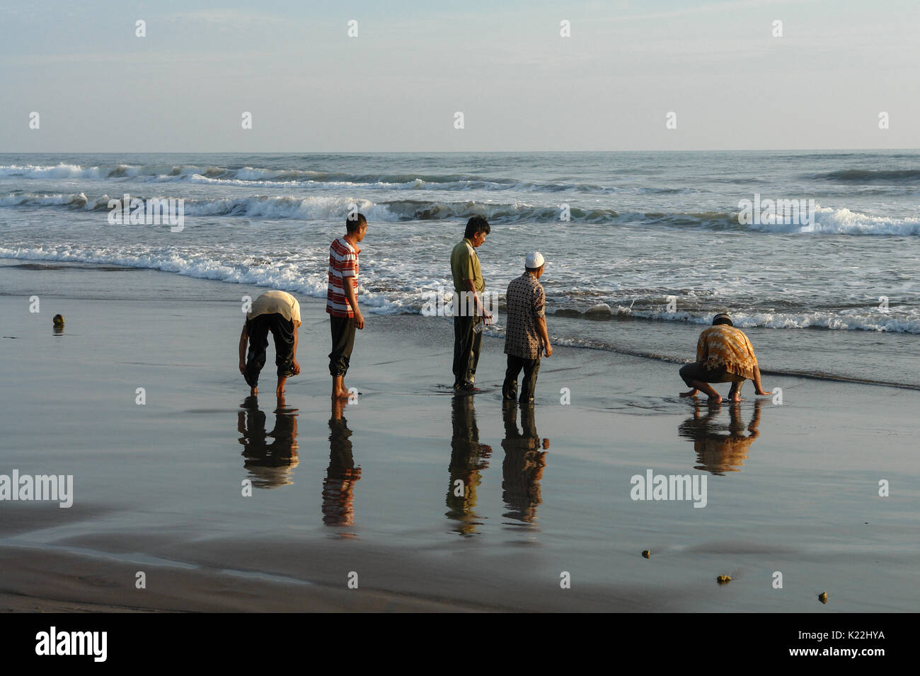 Weekend holiday at the beach Stock Photo - Alamy