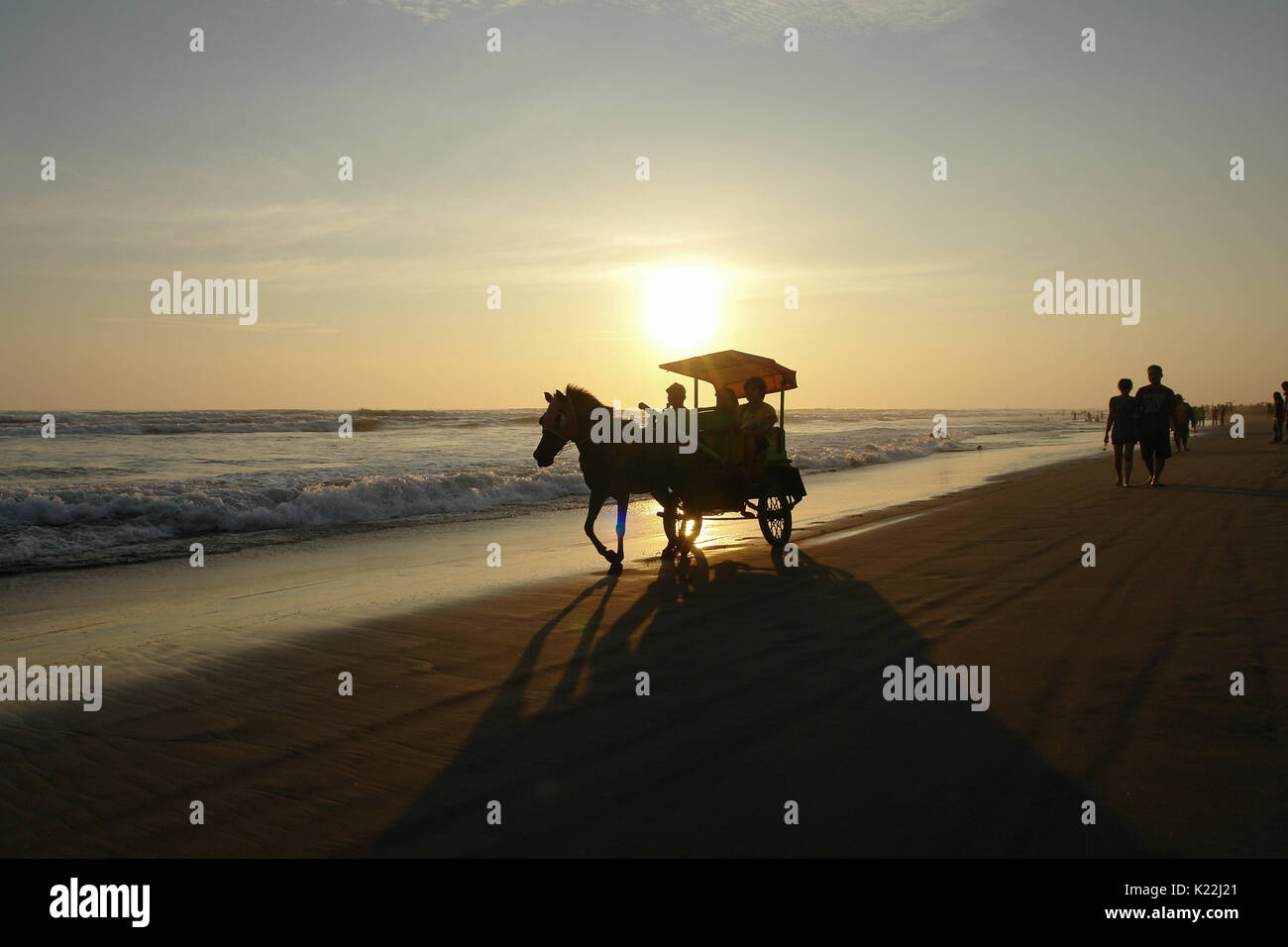 Weekend holiday at the beach Stock Photo - Alamy