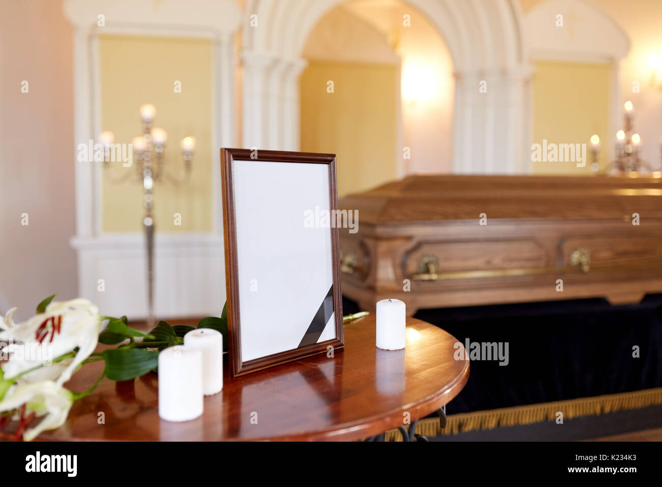 photo frame and coffin at funeral in church Stock Photo - Alamy
