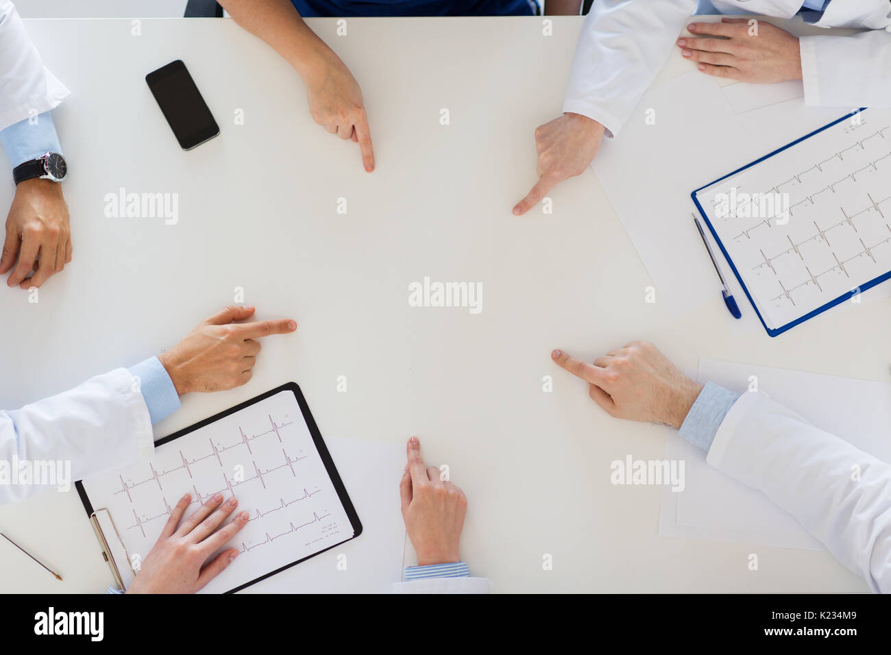 Hospital conference table hi-res stock photography and images - Alamy