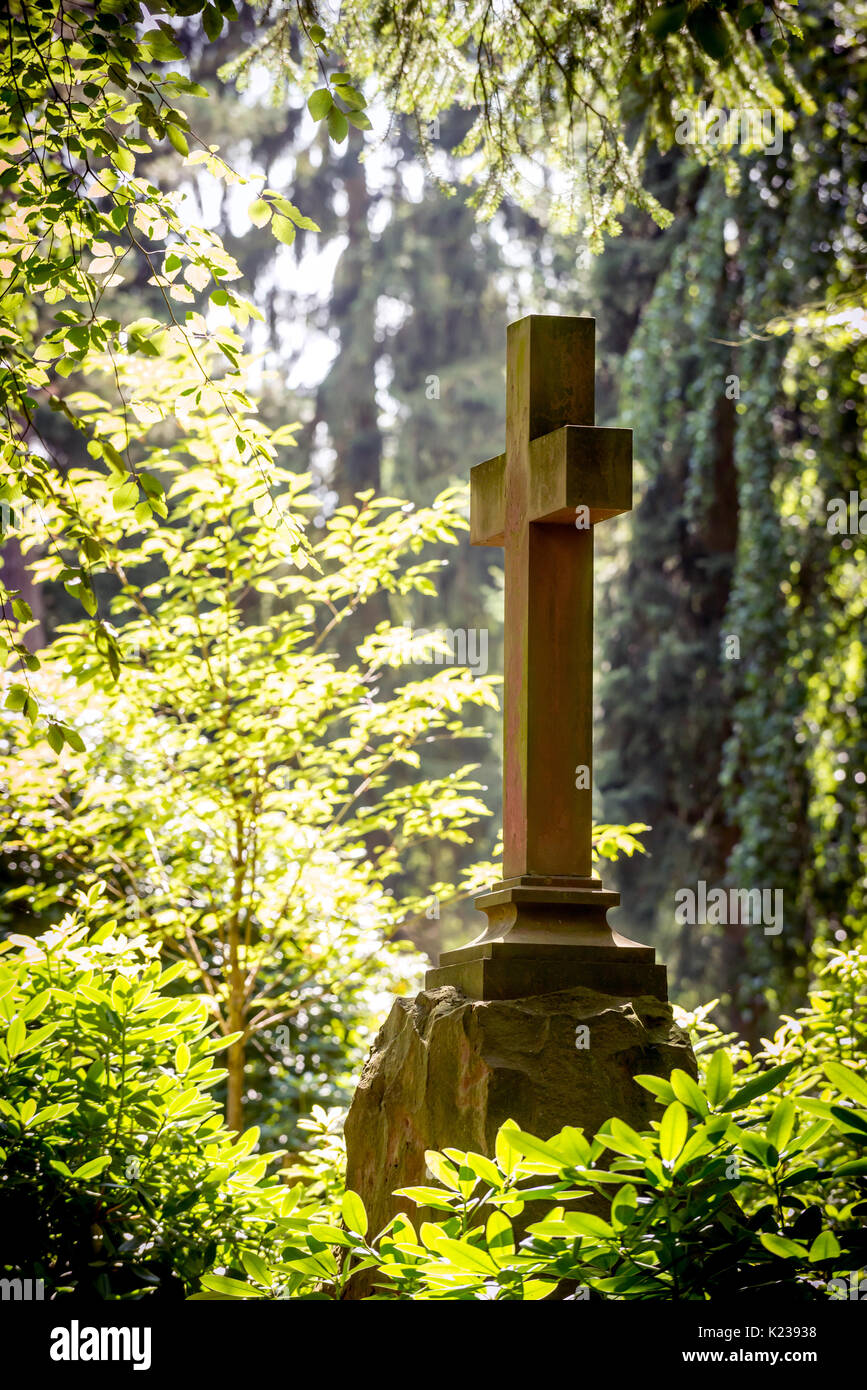 Mausoleum at ohlsdorf cemetery hi-res stock photography and images - Alamy