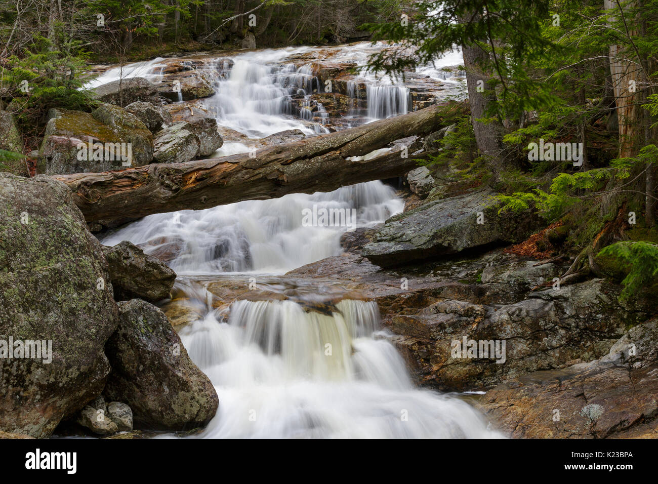 Basin cascades hi-res stock photography and images - Alamy