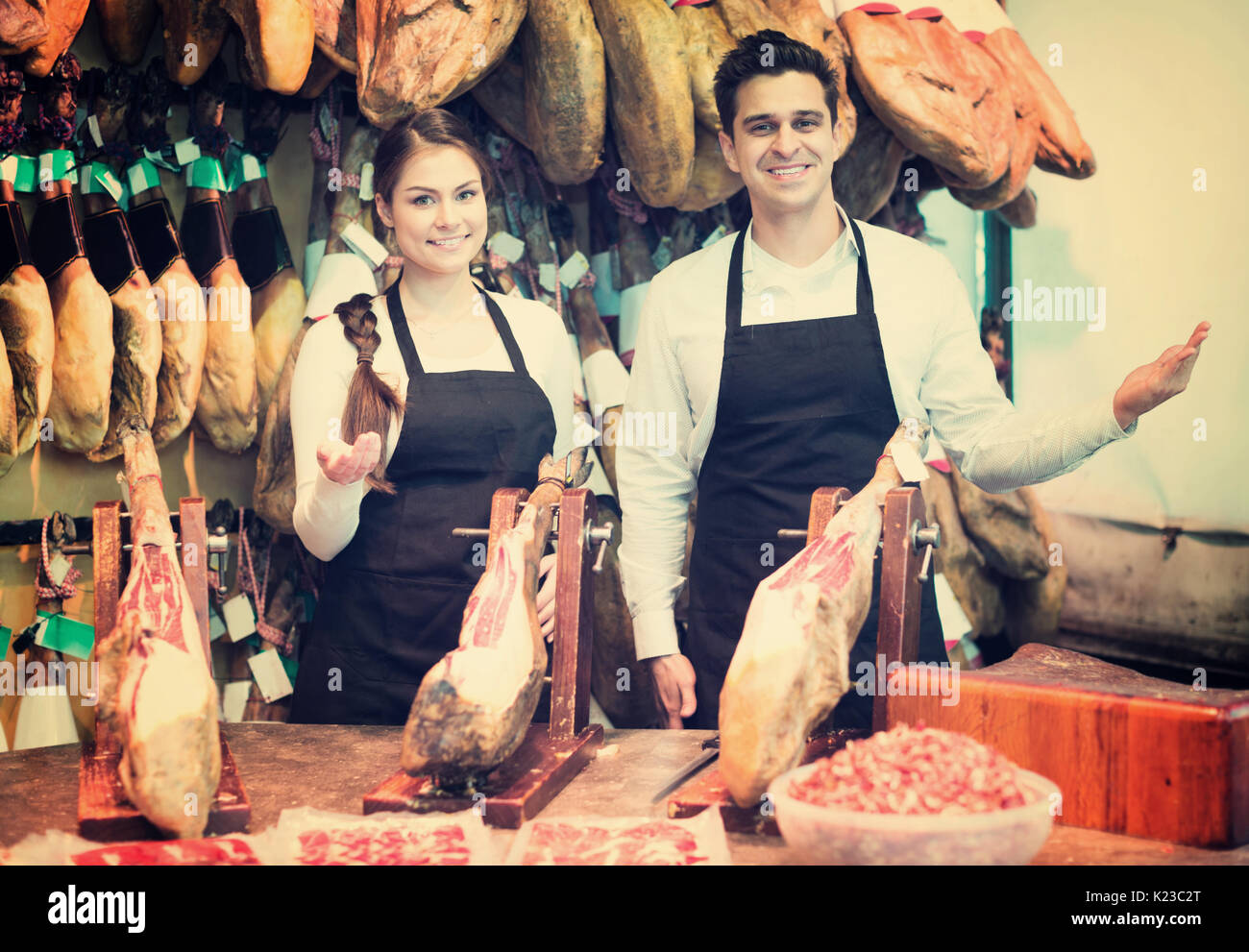 Female male sellers customers hi-res stock photography and images - Alamy