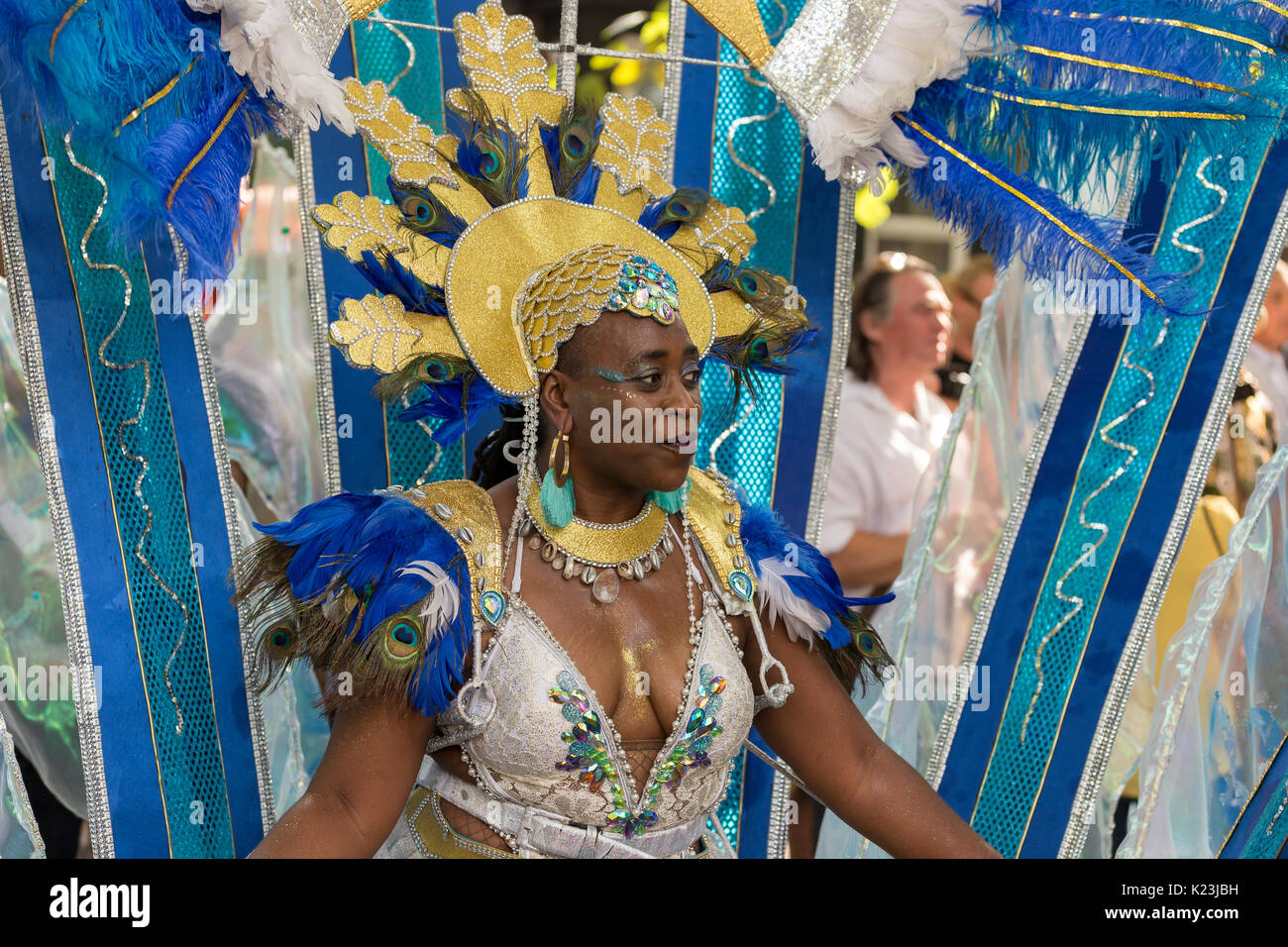 Immigration costume hi-res stock photography and images - Alamy