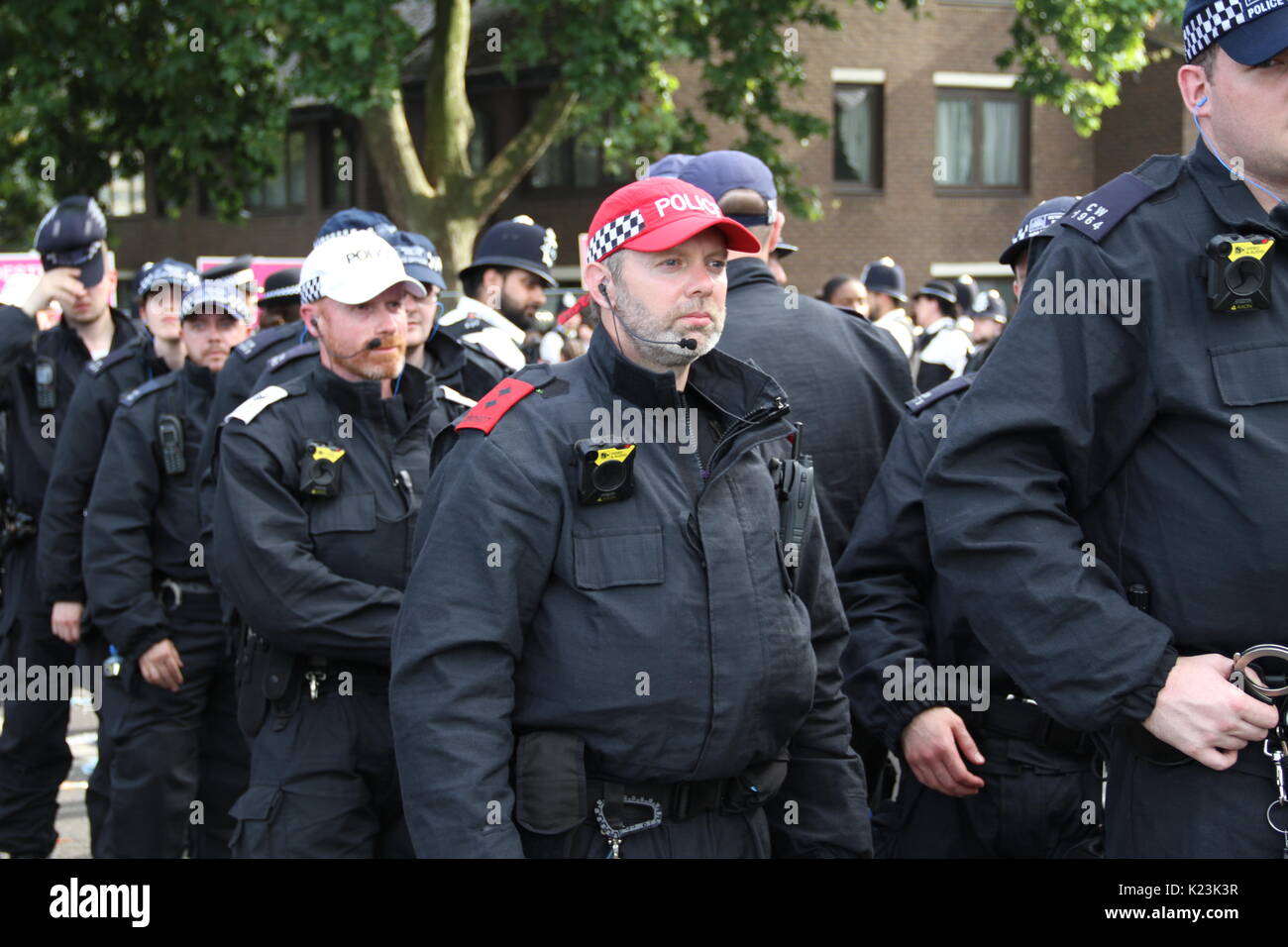 Cop arrests man hi-res stock photography and images - Alamy